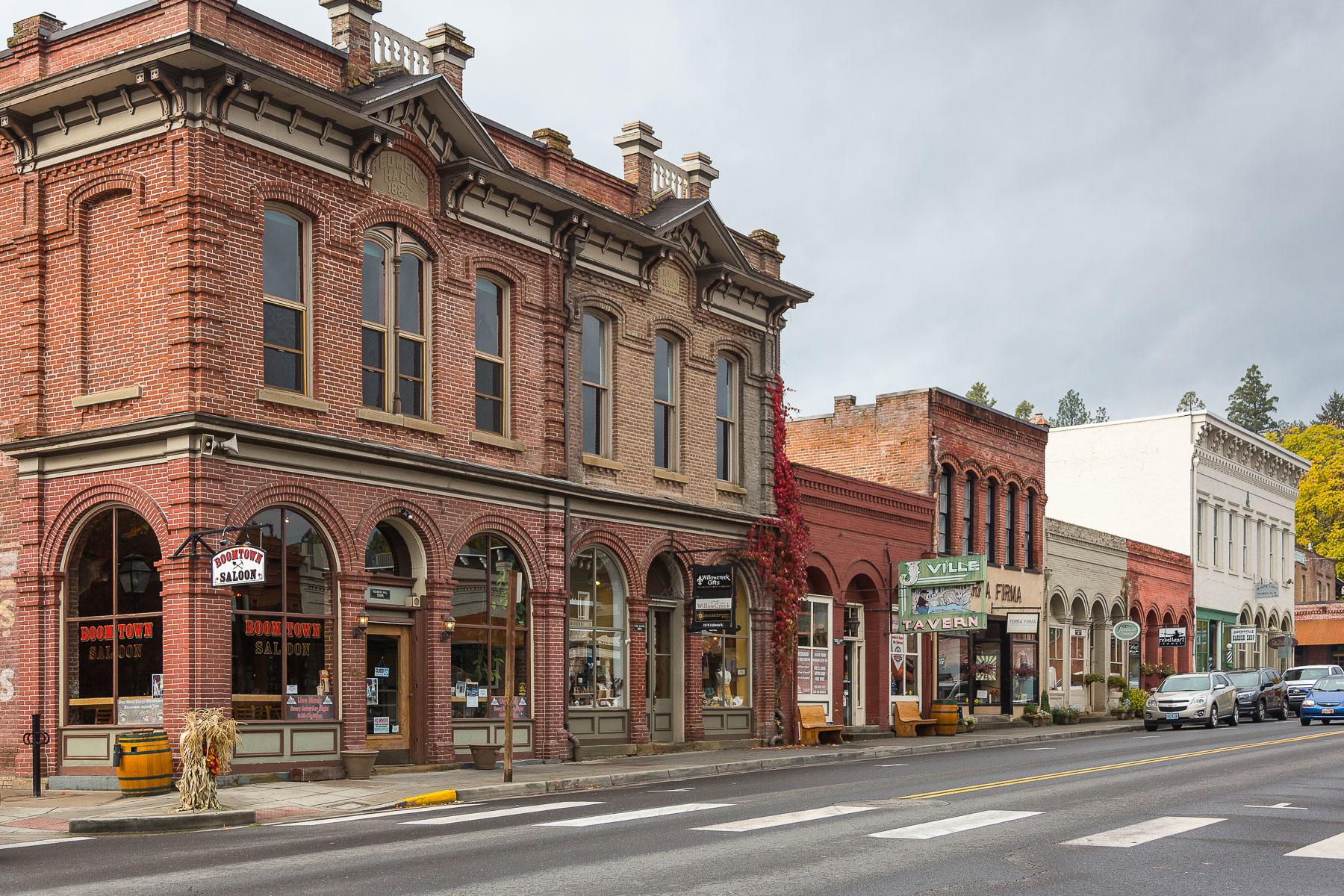 25 Most Unique, Adorable and All Around Best Main Streets in America